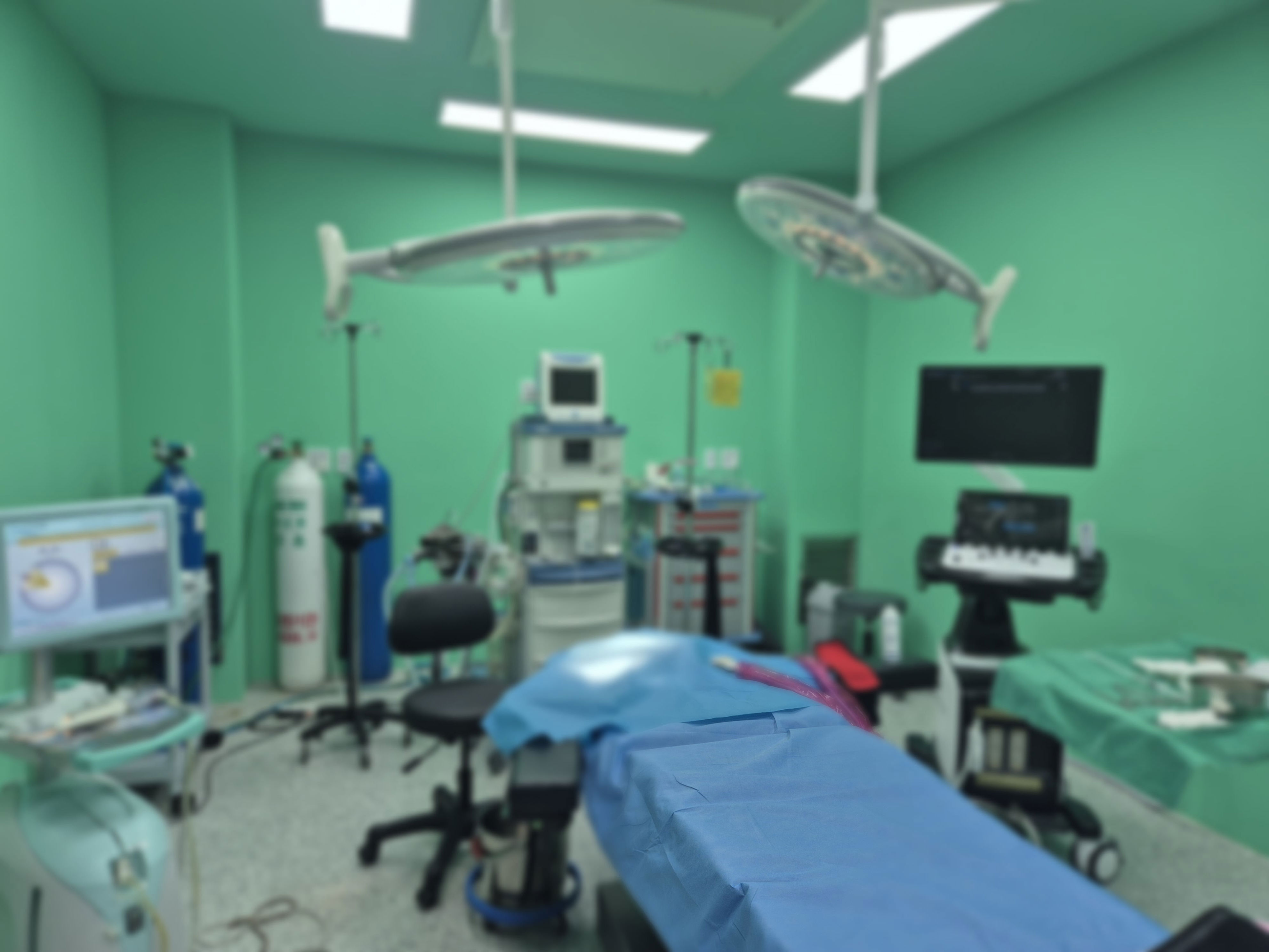 Doctor, Broker Arrested for Fake Surgeries, Fraudulent Insurance Claims