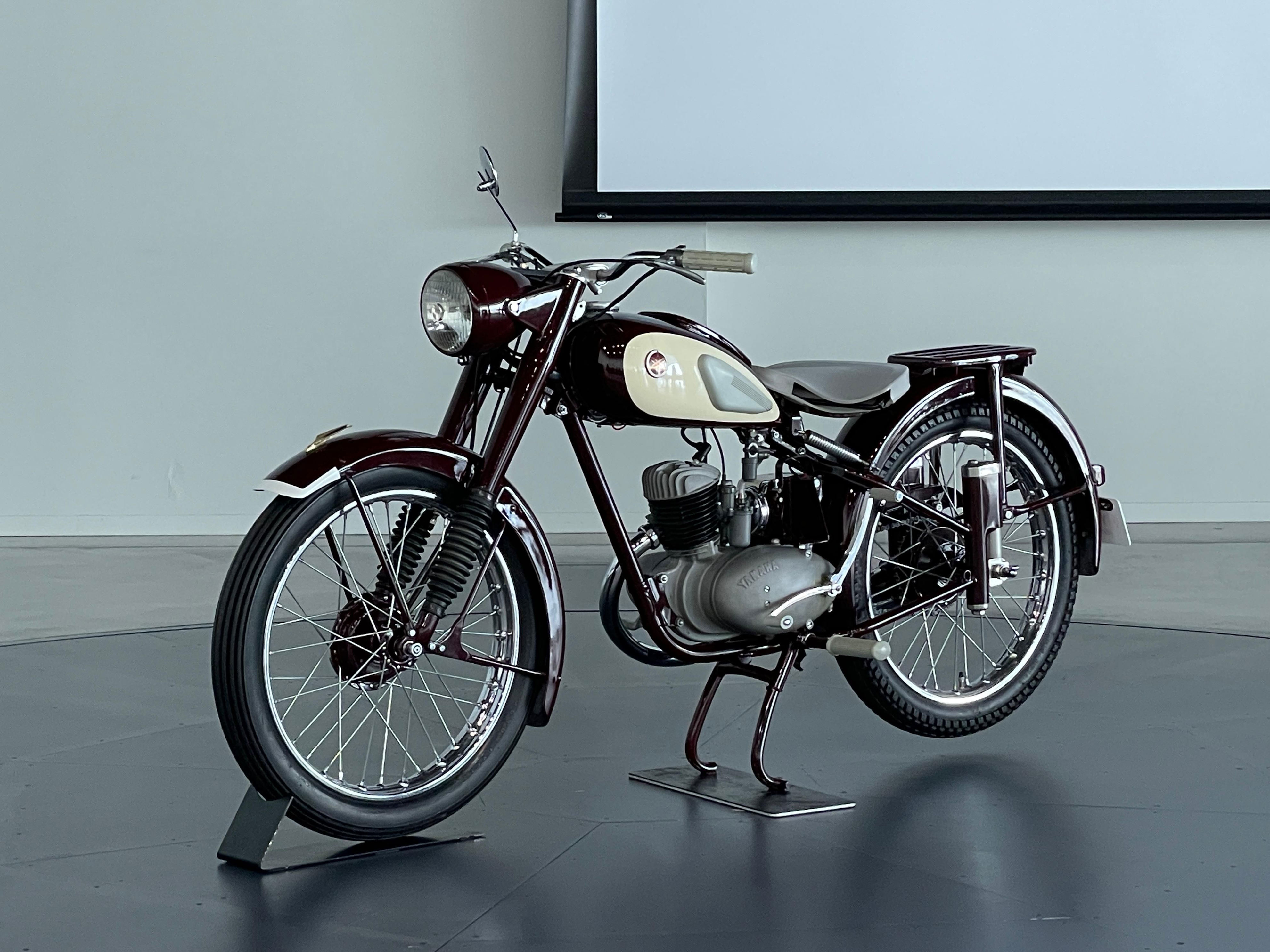 Bertemu Langsung Dengan Motor Pertama Yamaha di Jepang, Seperti Ini ...