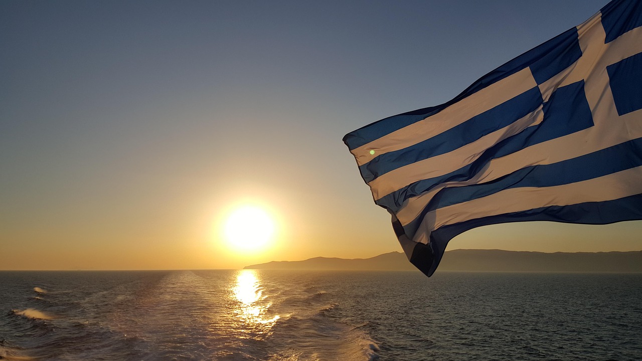 Σκοντάφτουν επενδύσεις και ΑΕΠ μετά το Ταμείο Ανάκαμψης