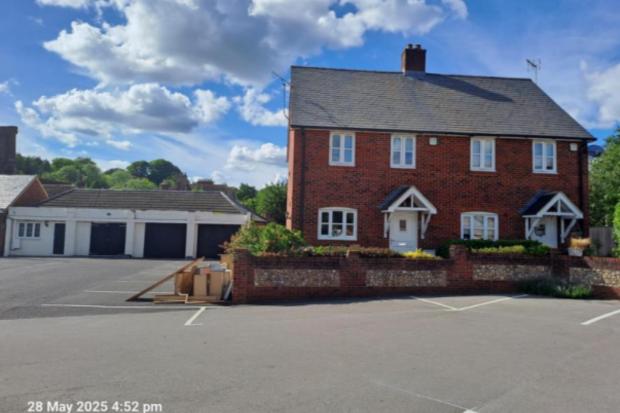Concerns about extension to house approved despite objections