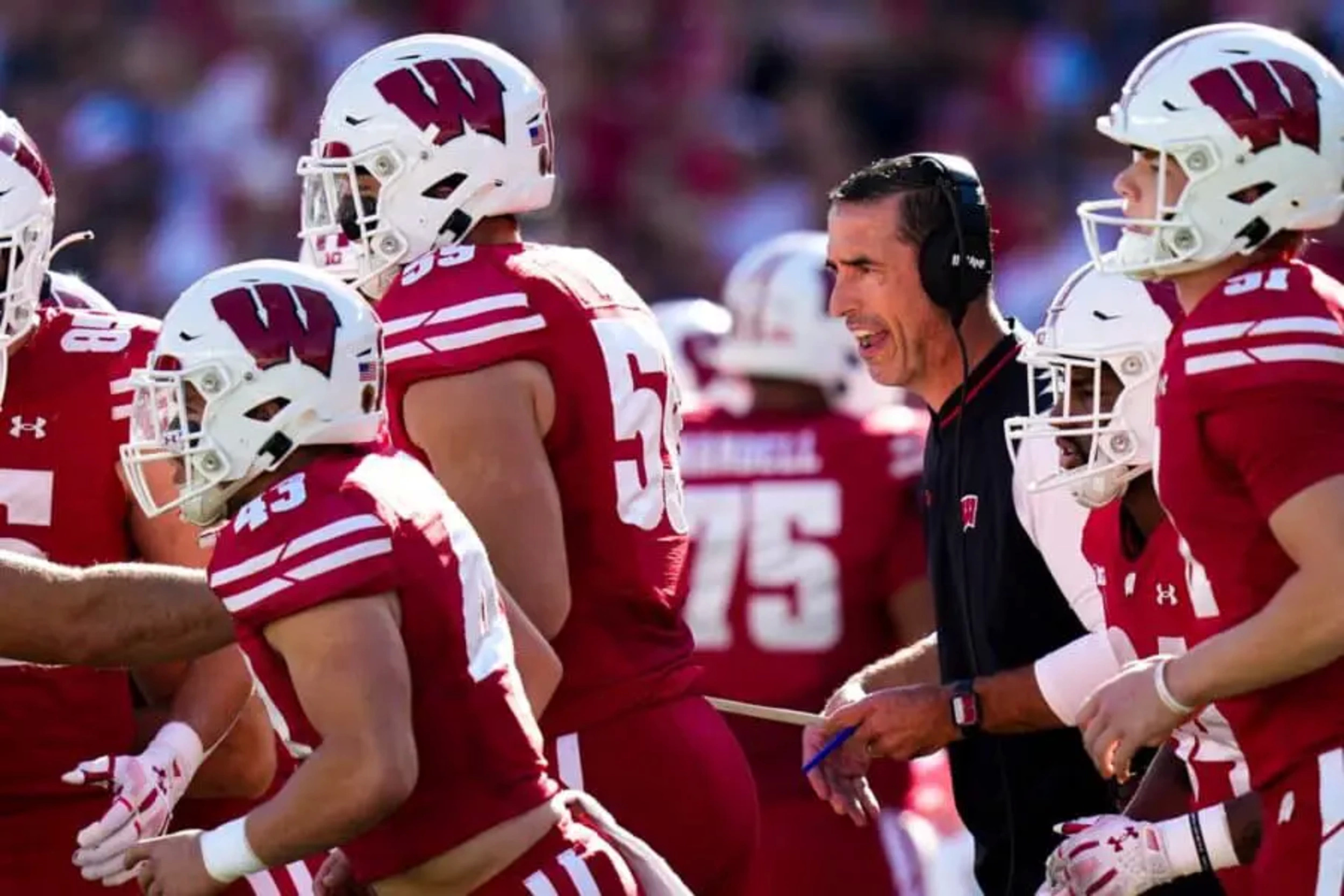 Wisconsin Badgers land experienced Ole Miss offensive lineman PJ Wilkins