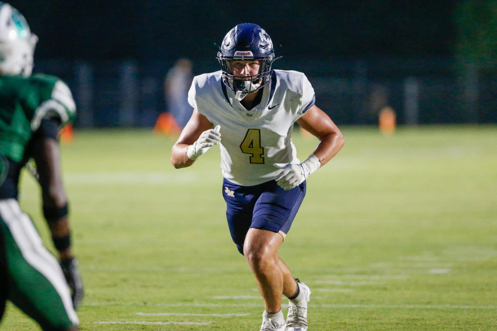 Legacy tight end Asa Wall commits to Georgia