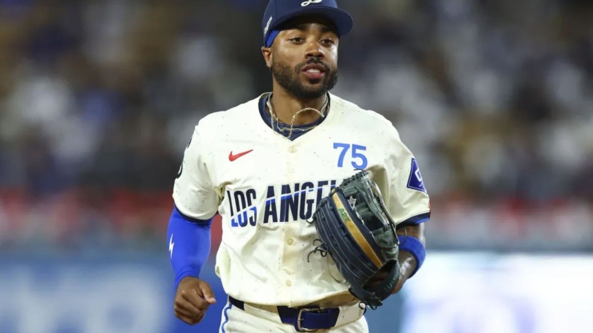 MLB: Justin Dean Bids Farewell to L.A. Fans and Thanks Dodgers for ...