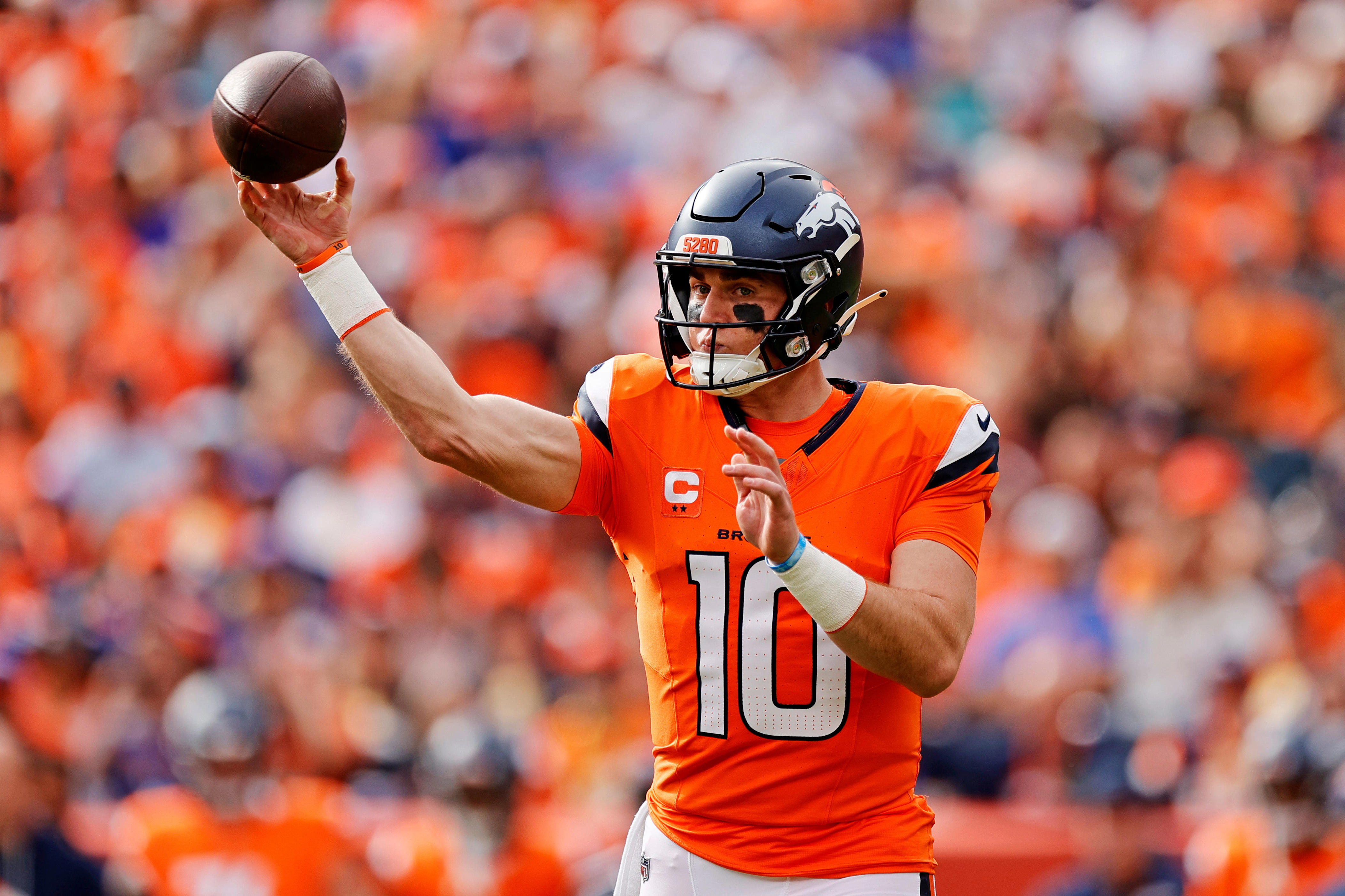 Denver Broncos make NFL history with incredible 4th quarter comeback