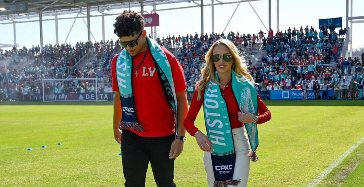 Patrick Mahomes, Brittany Mahomes Receive Bad News Before NWSL Playoffs