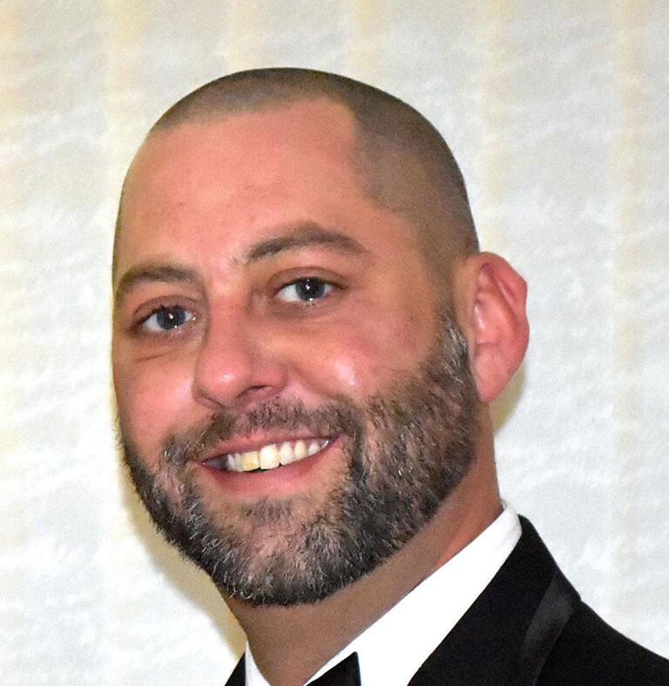 'Devoted' Dad Found Dead in His Home, Weeks After Wife Died from Cancer ...