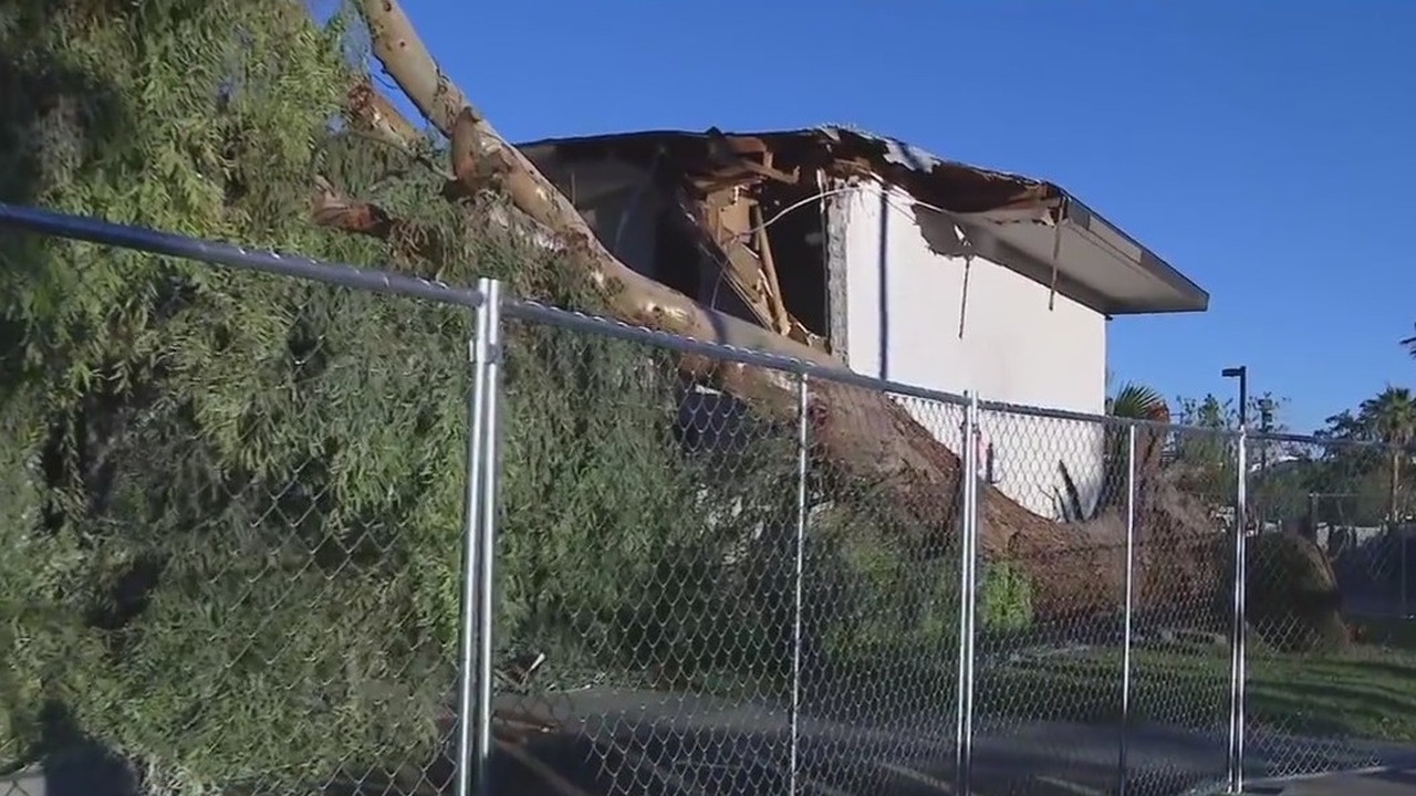 Tempe microburst: Residents left without power, water and gas for ...