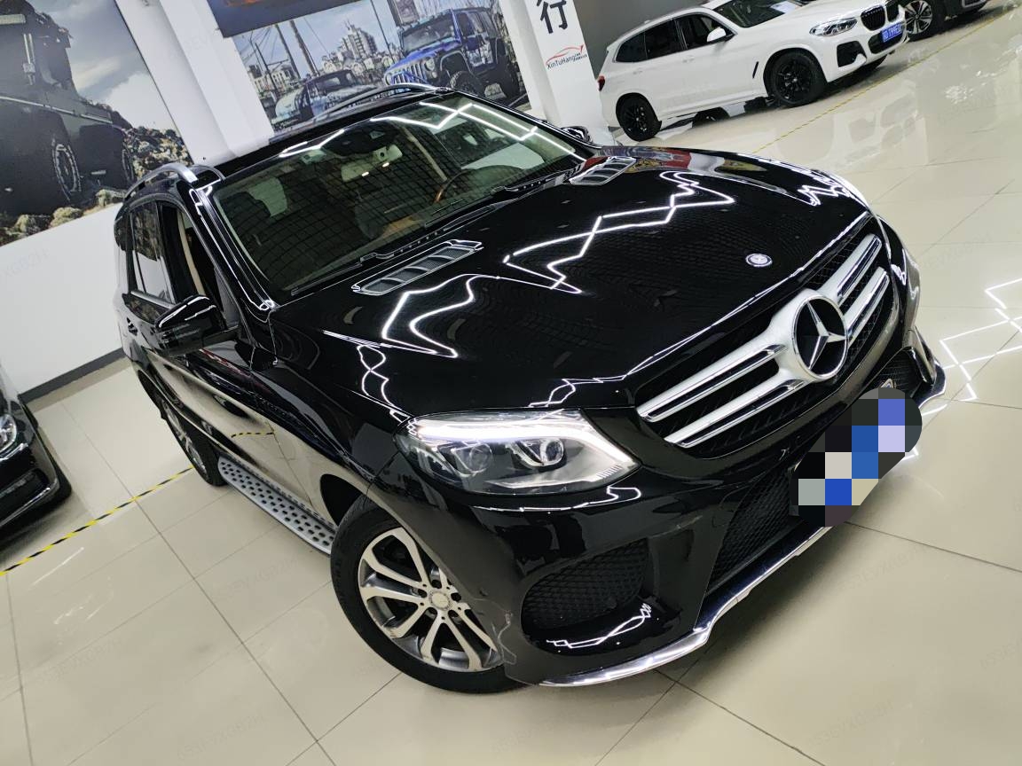 奔驰 奔驰GLE 2016款 GLE 320 4MATIC 动感型实拍图