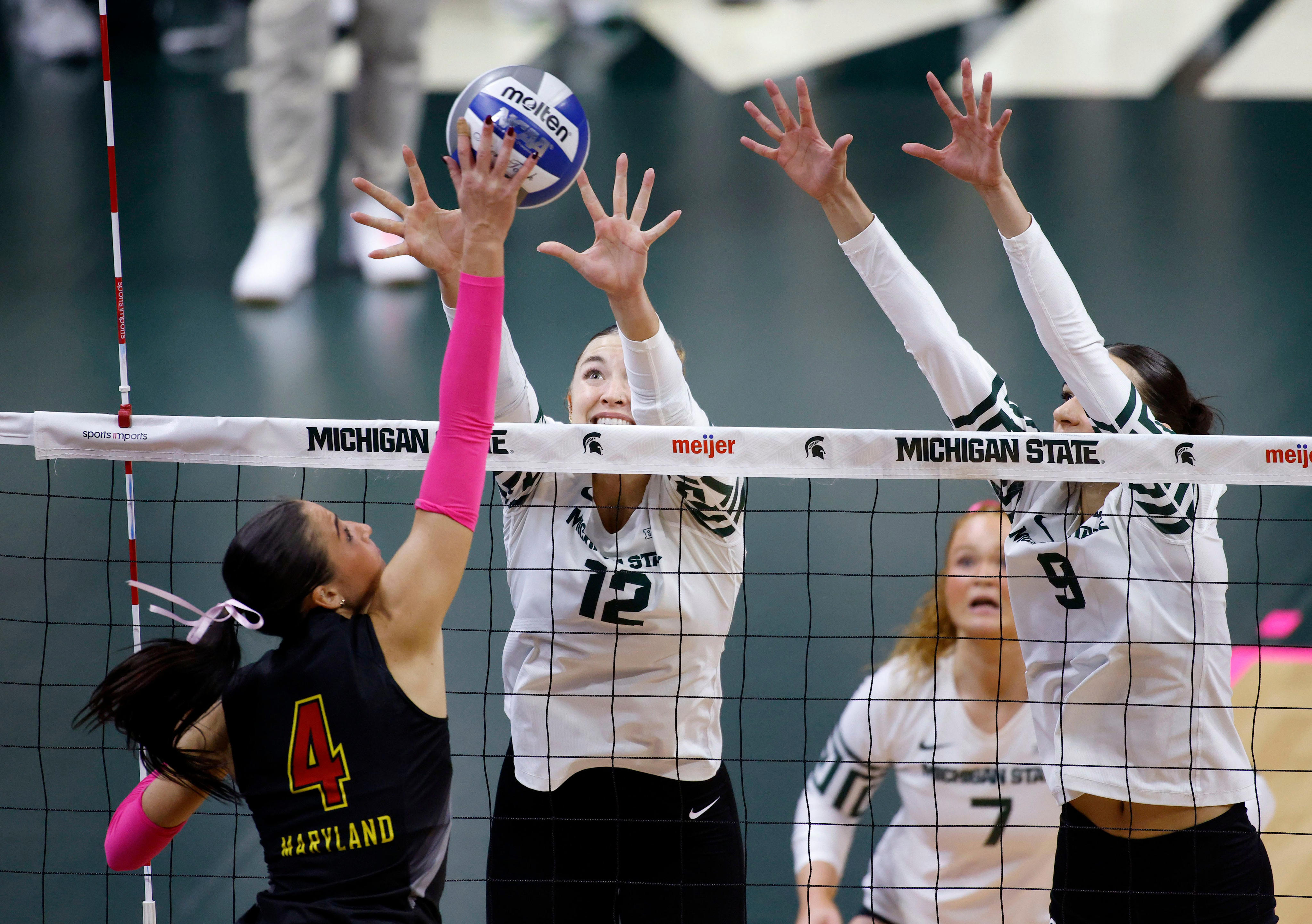 Michigan State volleyball fends off Maryland in five-set win