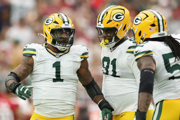 Micah Parsons' first three-sack game leads Packers over Cardinals