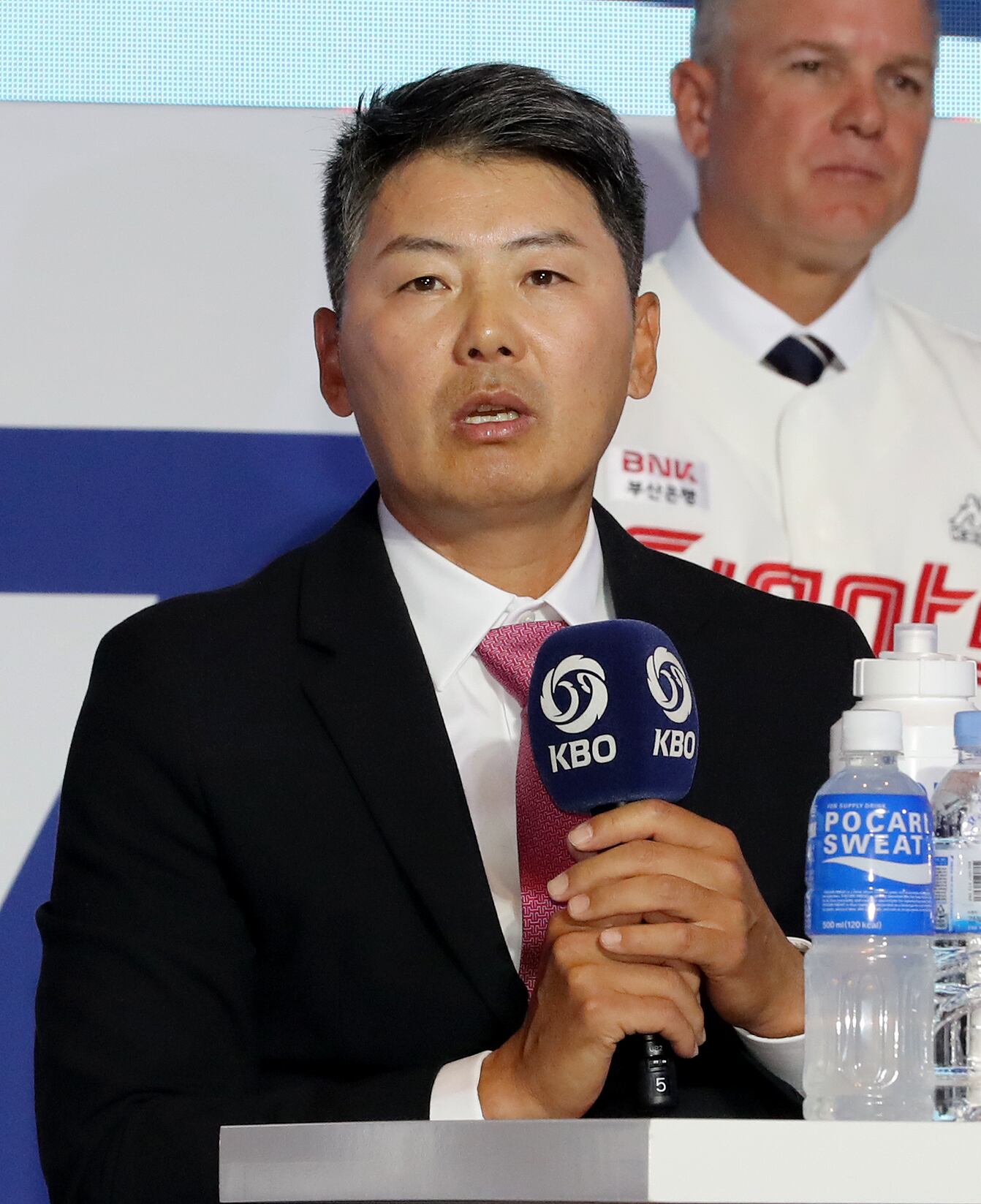 Doosan Names Kim Won-hyong Manager to Rebuild 'Hustle Doo'