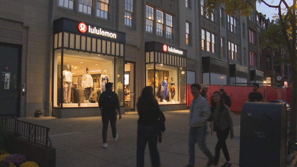 Boston Lululemon store hit by shoplifters for second time in a week on ...