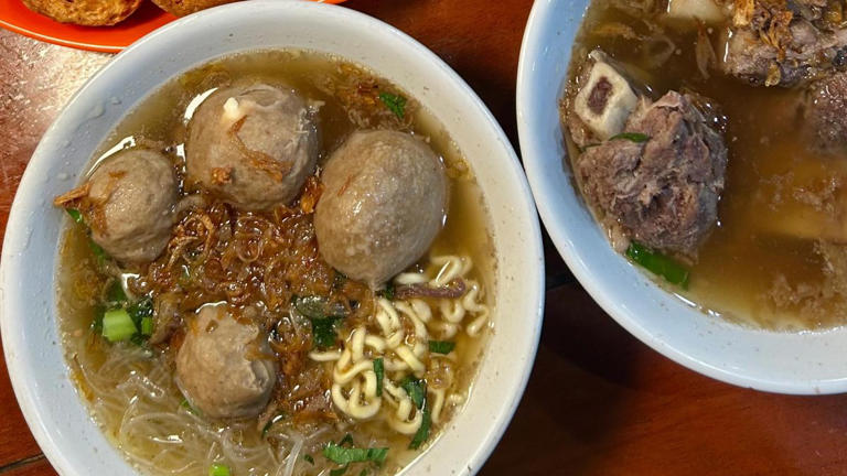4 Bakso Terenak di Sawah Besar Jakarta Pusat, Gurih dan Seger Pol!