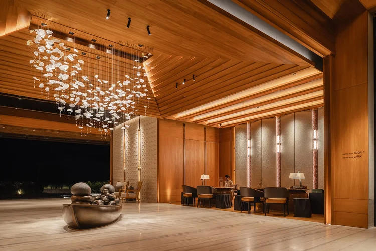 7 Collaborators x KIAT Architects DI VIP Lounge Art Jakarta