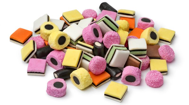 14 Classic British Candies Worth Trying