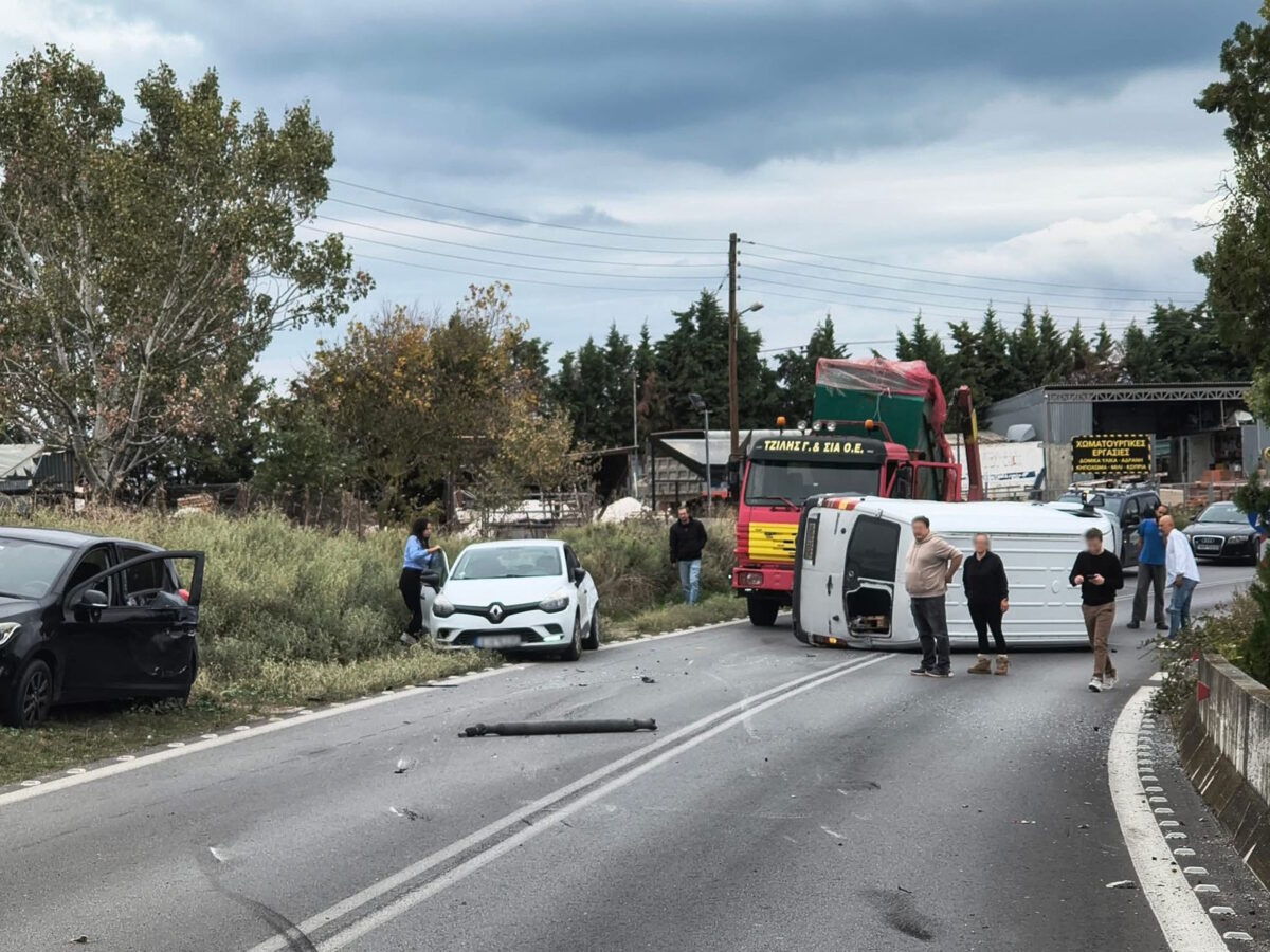 Θεσσαλονίκη: Σοκαριστικό βίντεο από καραμπόλα 5 οχημάτων – Οδηγός ...
