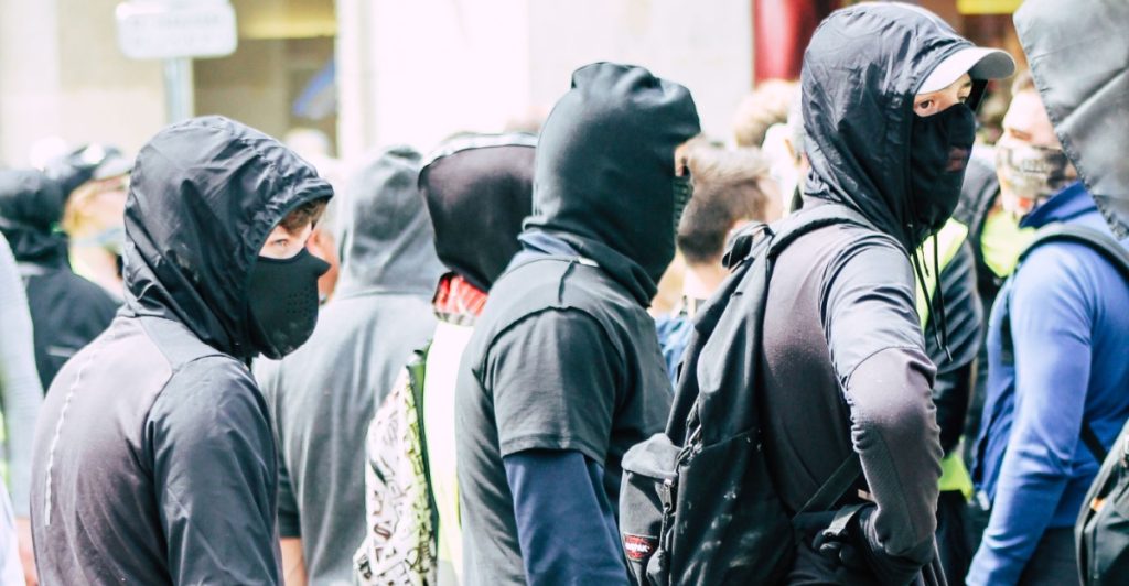 Regeringens fängelser för 13-åringar möter hård kritik: ’Fel väg att gå