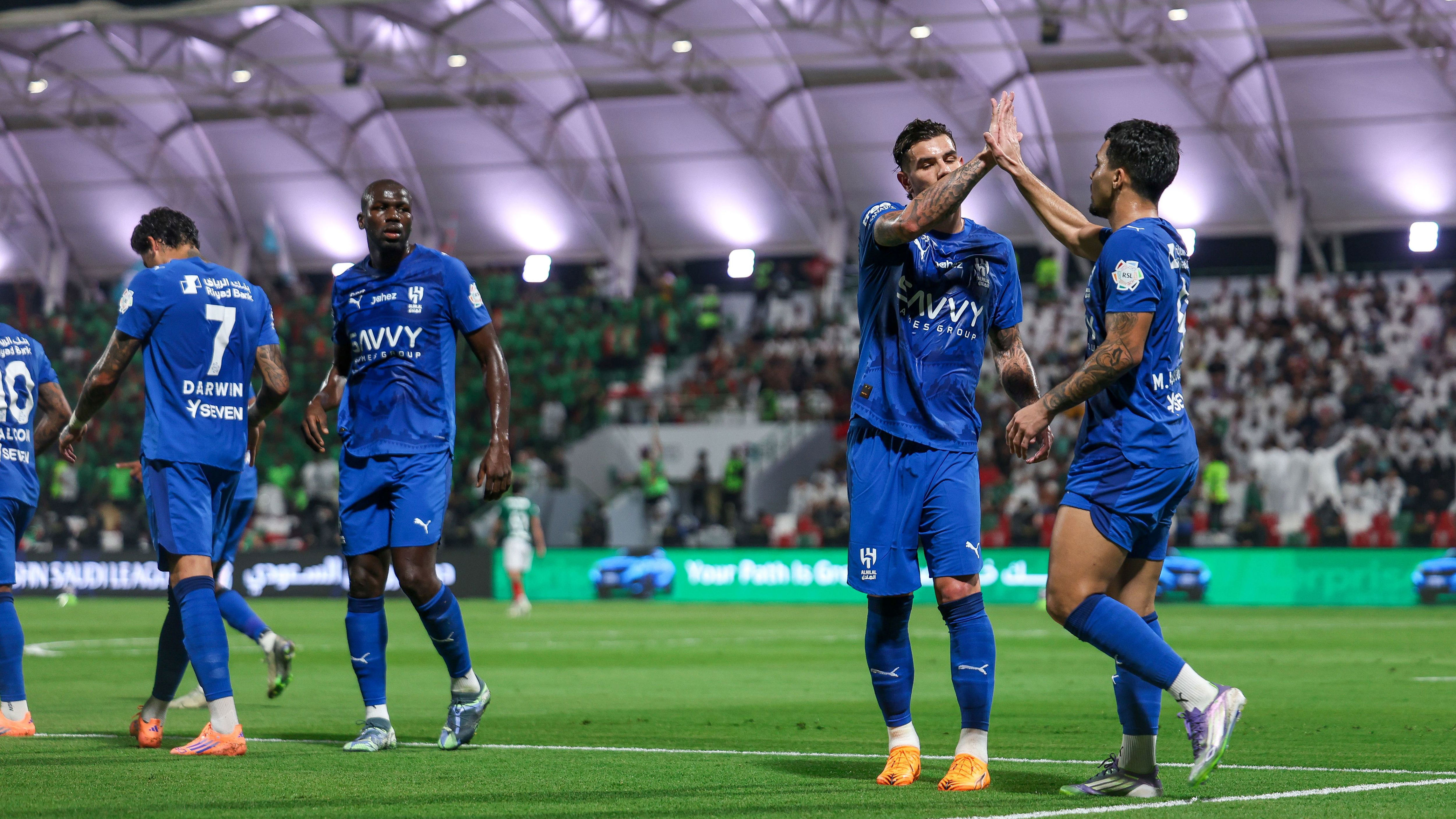 أخبار الهلال اليوم | مطالبة أسطورتي النادي بالاعتذار، وتجديد عقد ...