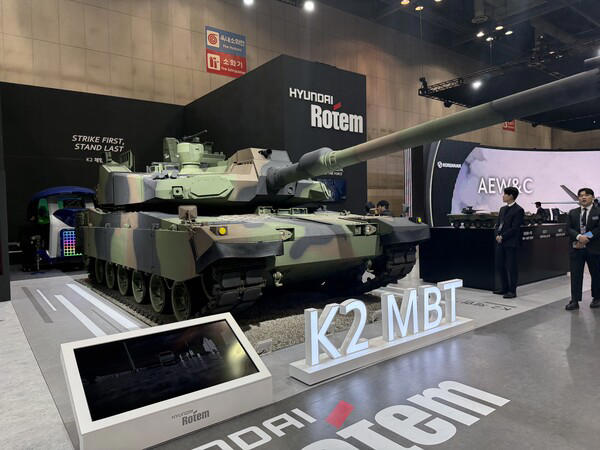 [현장] LIG넥스원, AI·유도무기로 'ADEX 주인공' 노린다