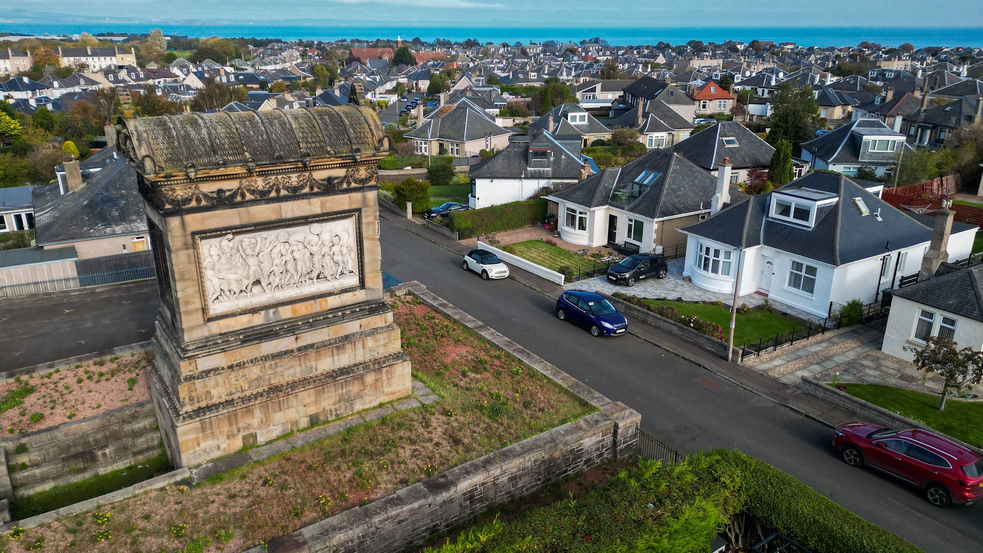 Inside the Edinburgh street made up of bungalows - and a 177-year-old ...