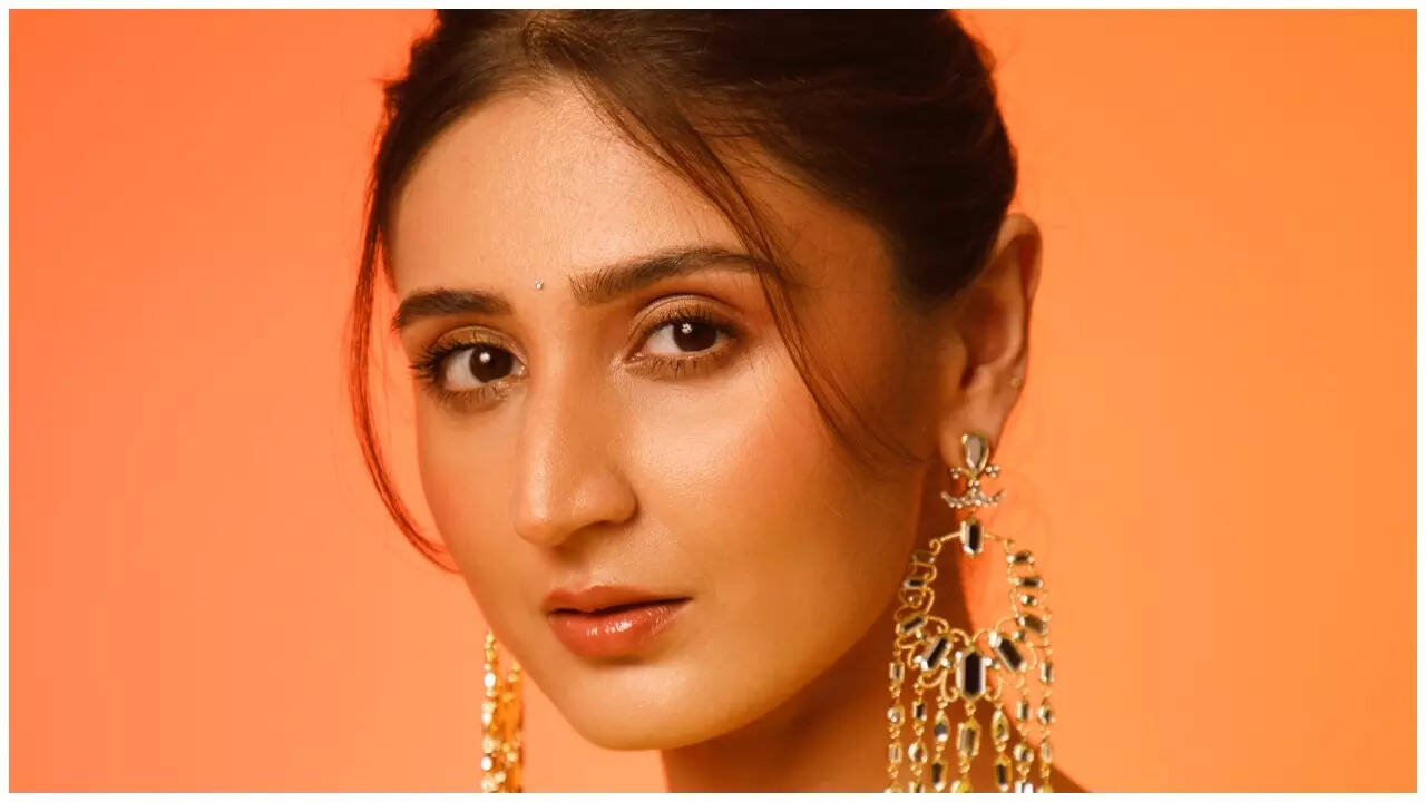 Dhvani Bhanushali says she doesn’t do Diwali parties; ‘none of us know ...