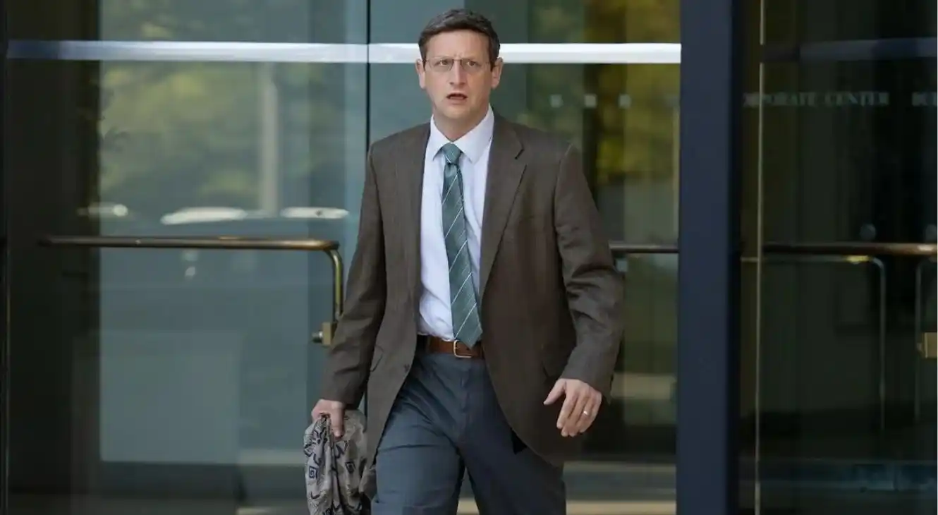 'The Chair Company' Episode 2 Recap - Oh, This Is Brilliantly Ridiculous