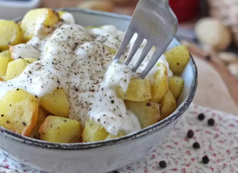 Creamy baked cacio e pepe potatoes: The easy side dish that drives ...