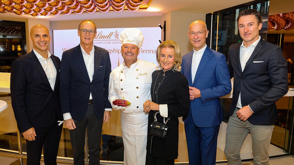 Neuer Lindt-Flagshipstore lockte Promi-Schokotiger an!