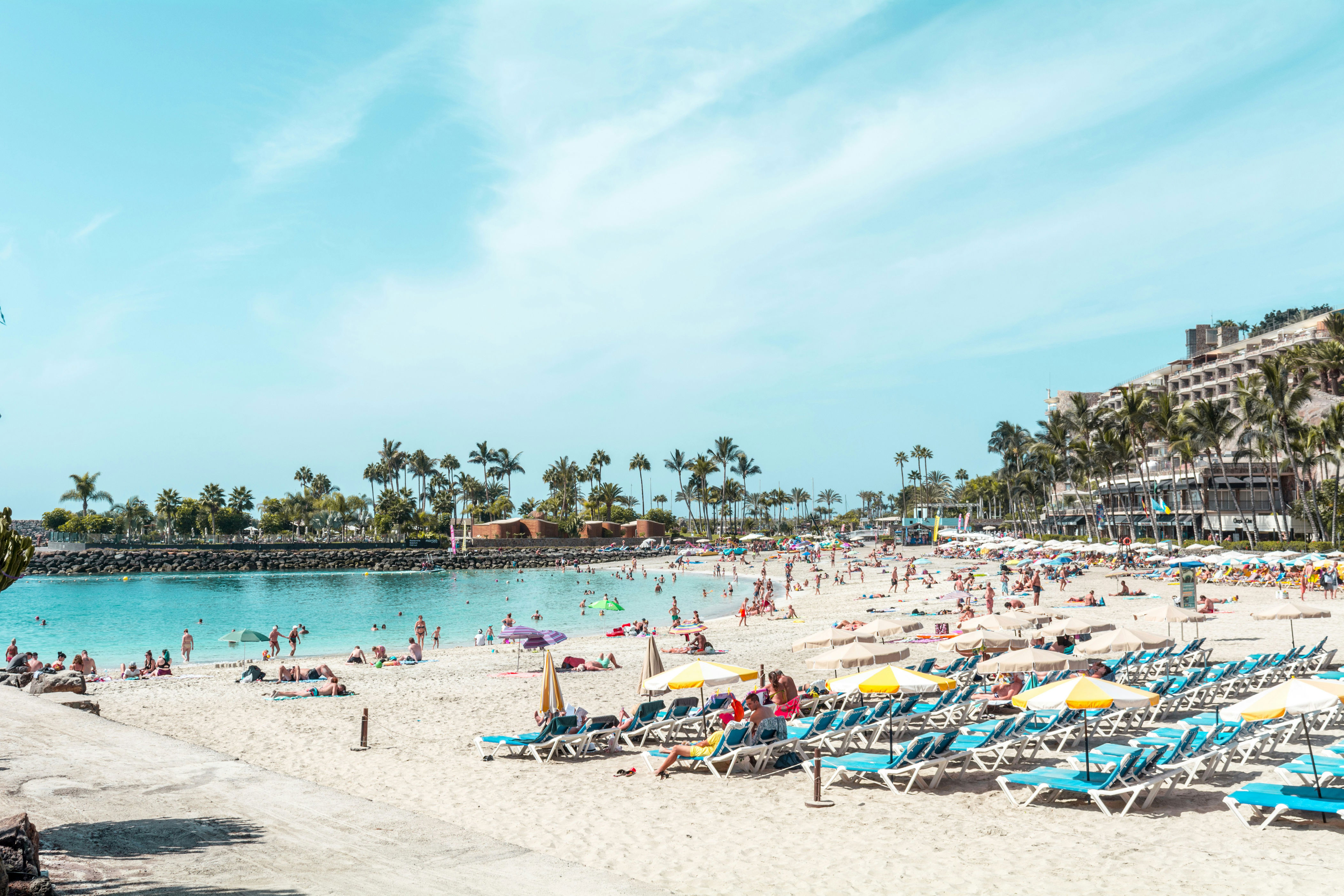 Living in the Canary Islands: pros, costs, housing and everyday life
