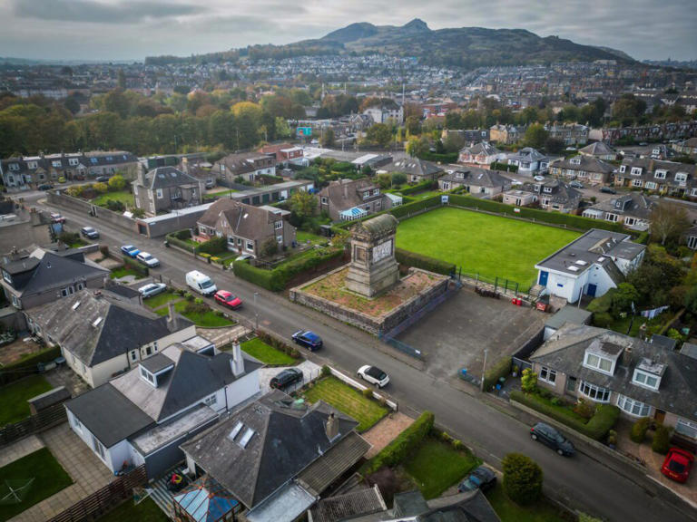 Inside the Edinburgh street made up of bungalows – and a 177-year-old ...