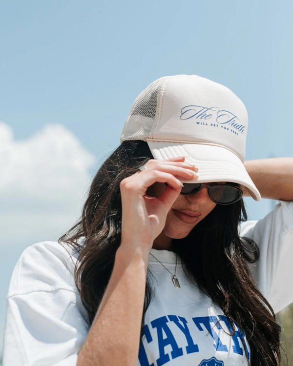 Jenis-jenis Topi yang Wajib Masuk Koleksi Kamu