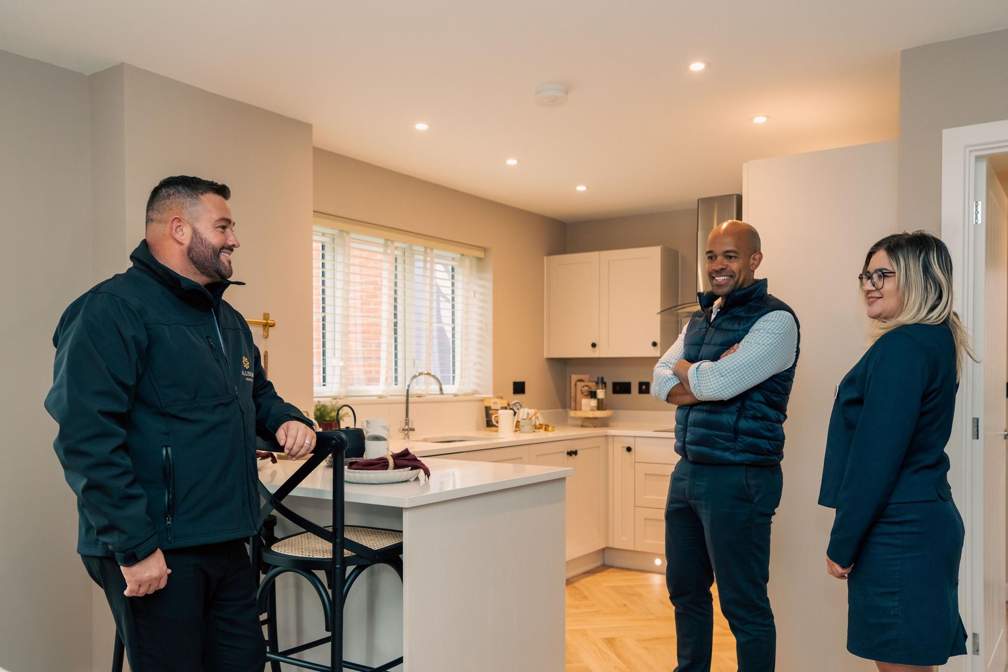 Huntingdon MP tours brand-new development in Somersham