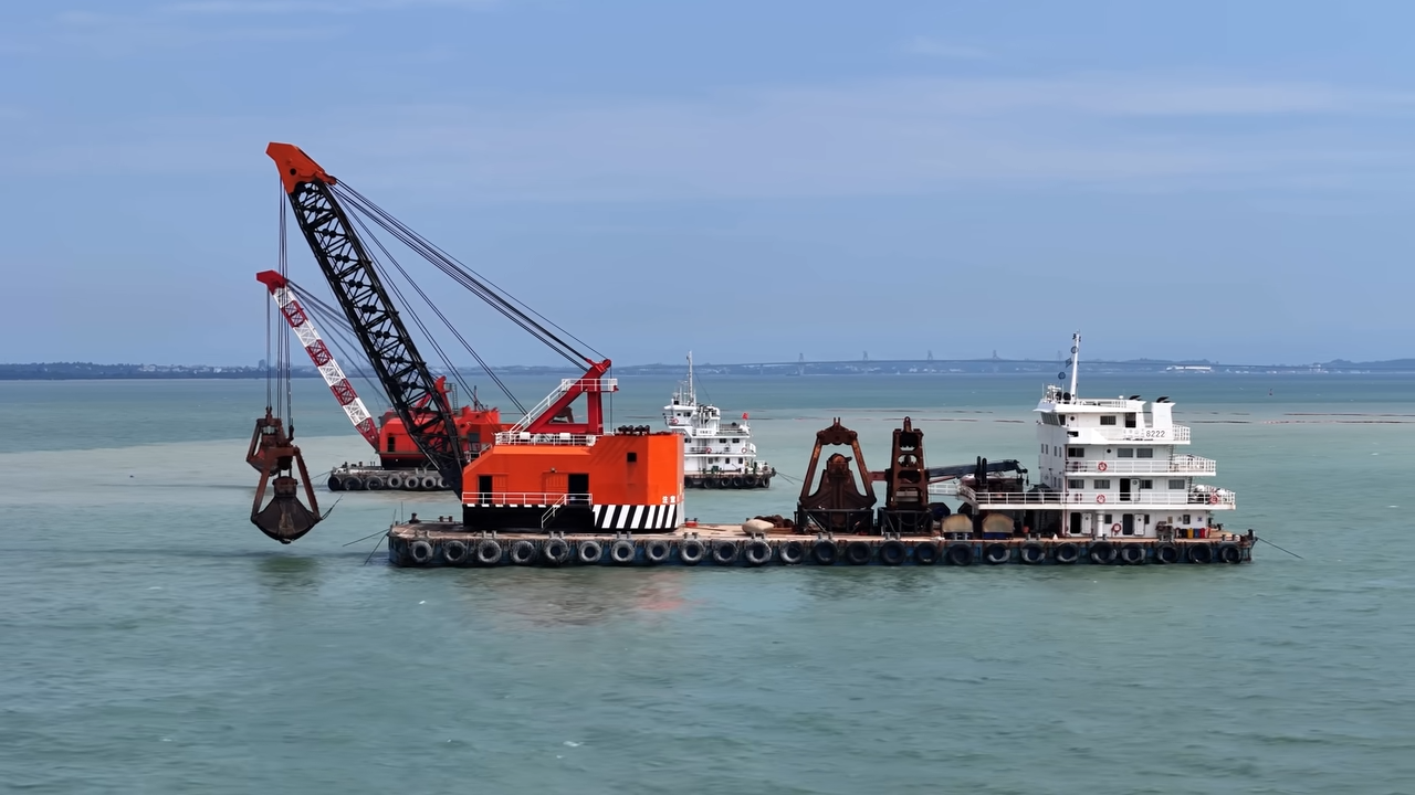 How Engineers Sink Massive Tunnel Segments Underwater