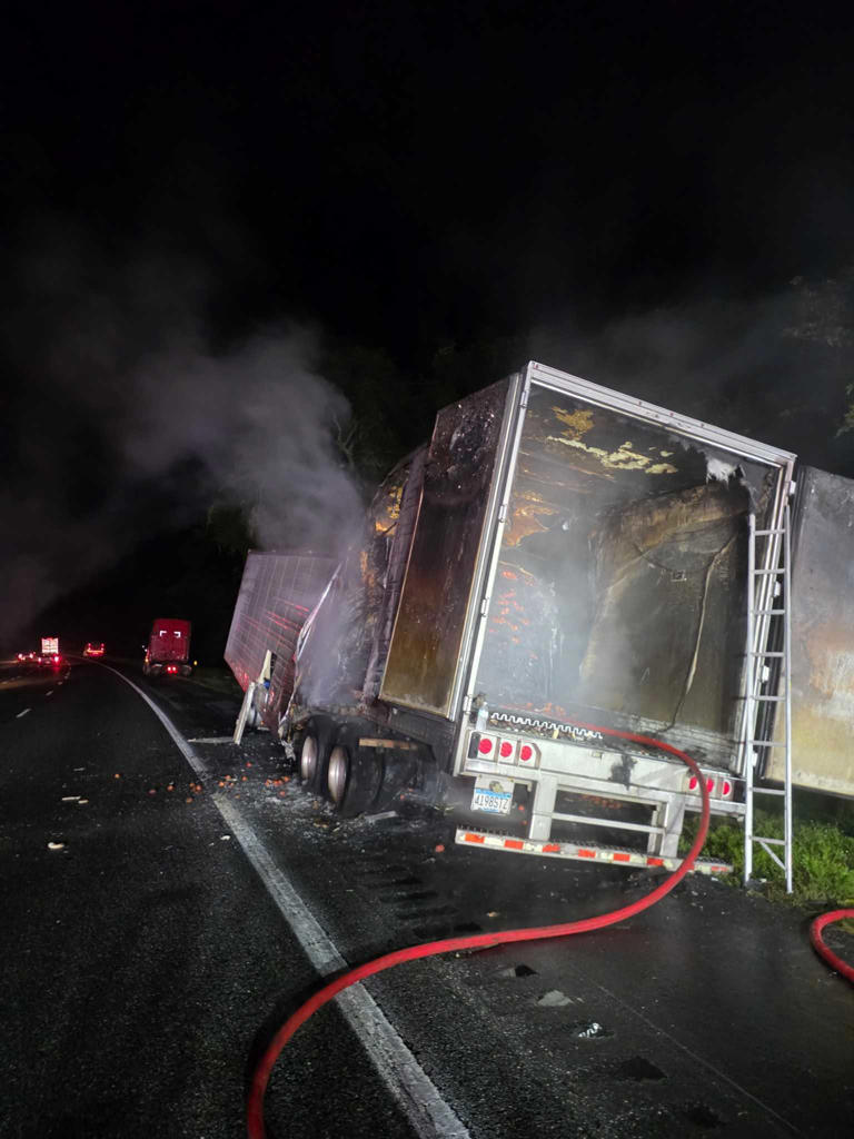 Semi-truck filled with tomatoes catches fire on I-75 in Sumter County