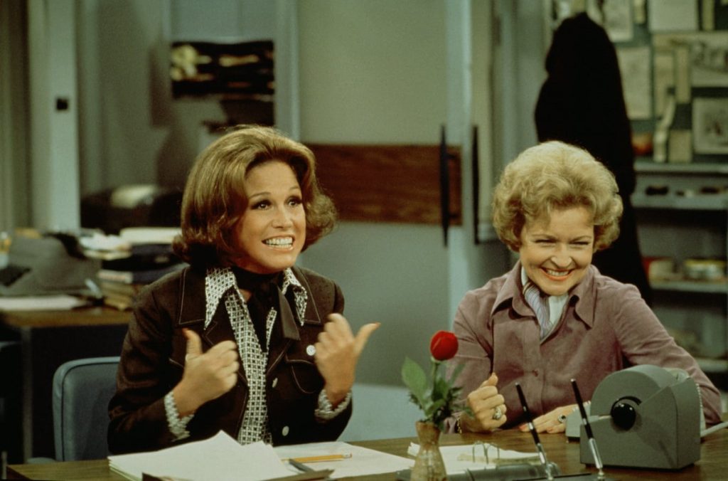 30 Fun Facts About The Mary Tyler Moore Show
