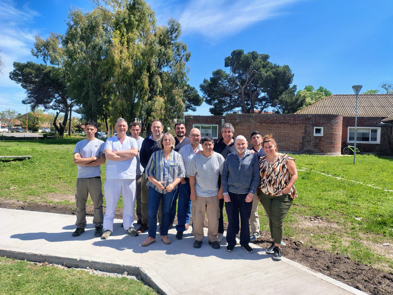Se realizó la pavimentación del acceso a Pediatría del Centro Municipal ...