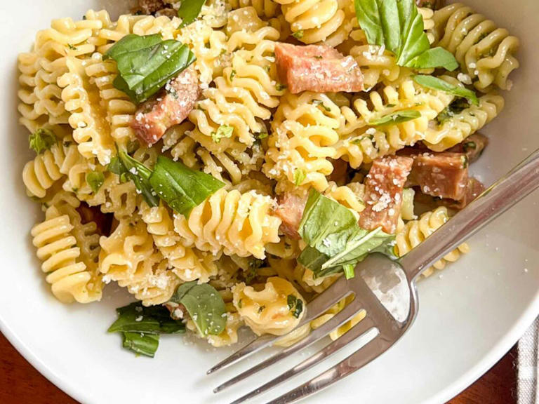 Tasty Pistachio Pasta Recipe with Mortadella