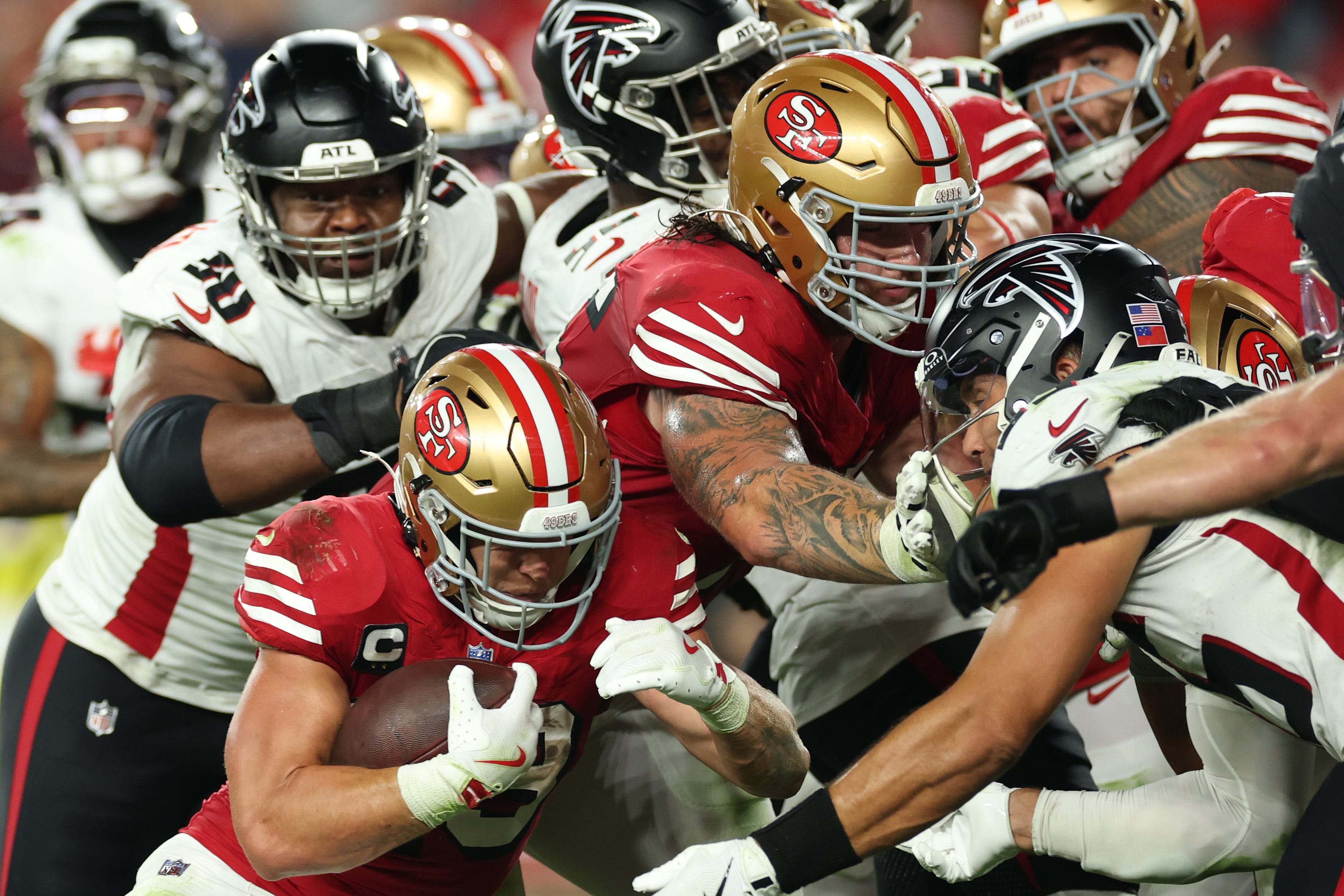 NFL world reacts to crucial missed call in Falcons' loss to 49ers