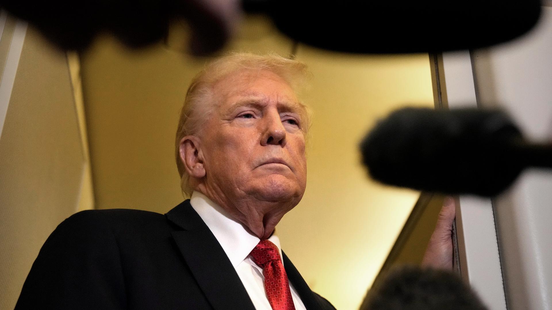 President Trump announces tariffs on Columbia and an end to US aid