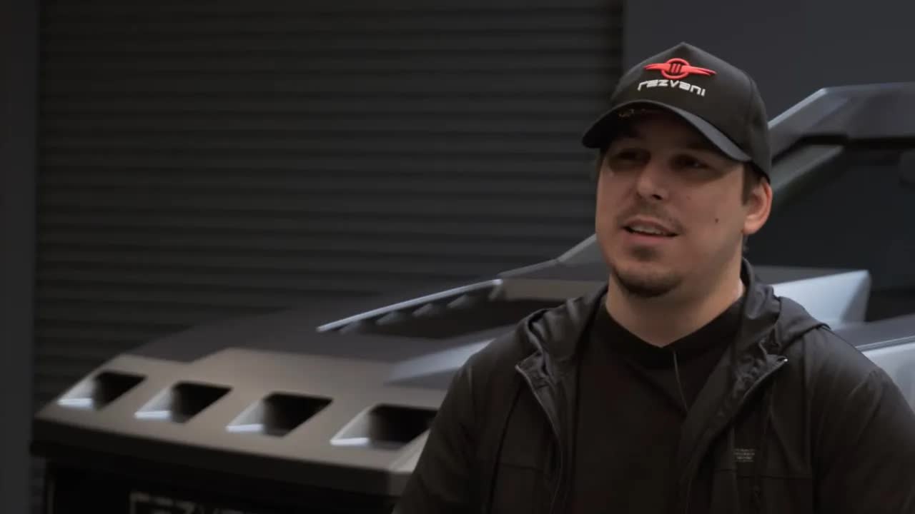 Lamborghini Urus wird zum Panzer: Rezvani Knight mit 800 PS im Detail ...