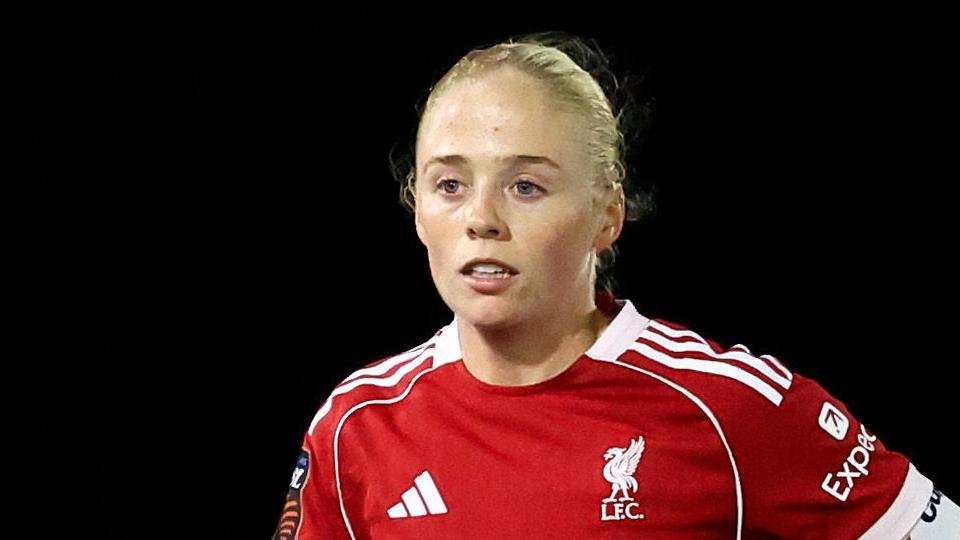 Liverpool defender Fisk replaces Reid in England squad