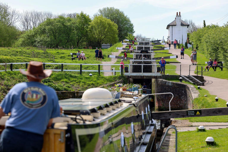 Boats returning to Foxton Locks as Autumn events programme gets under way
