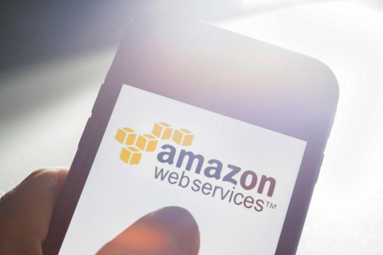 Amazon Web Services outage leaves many websites, apps offline