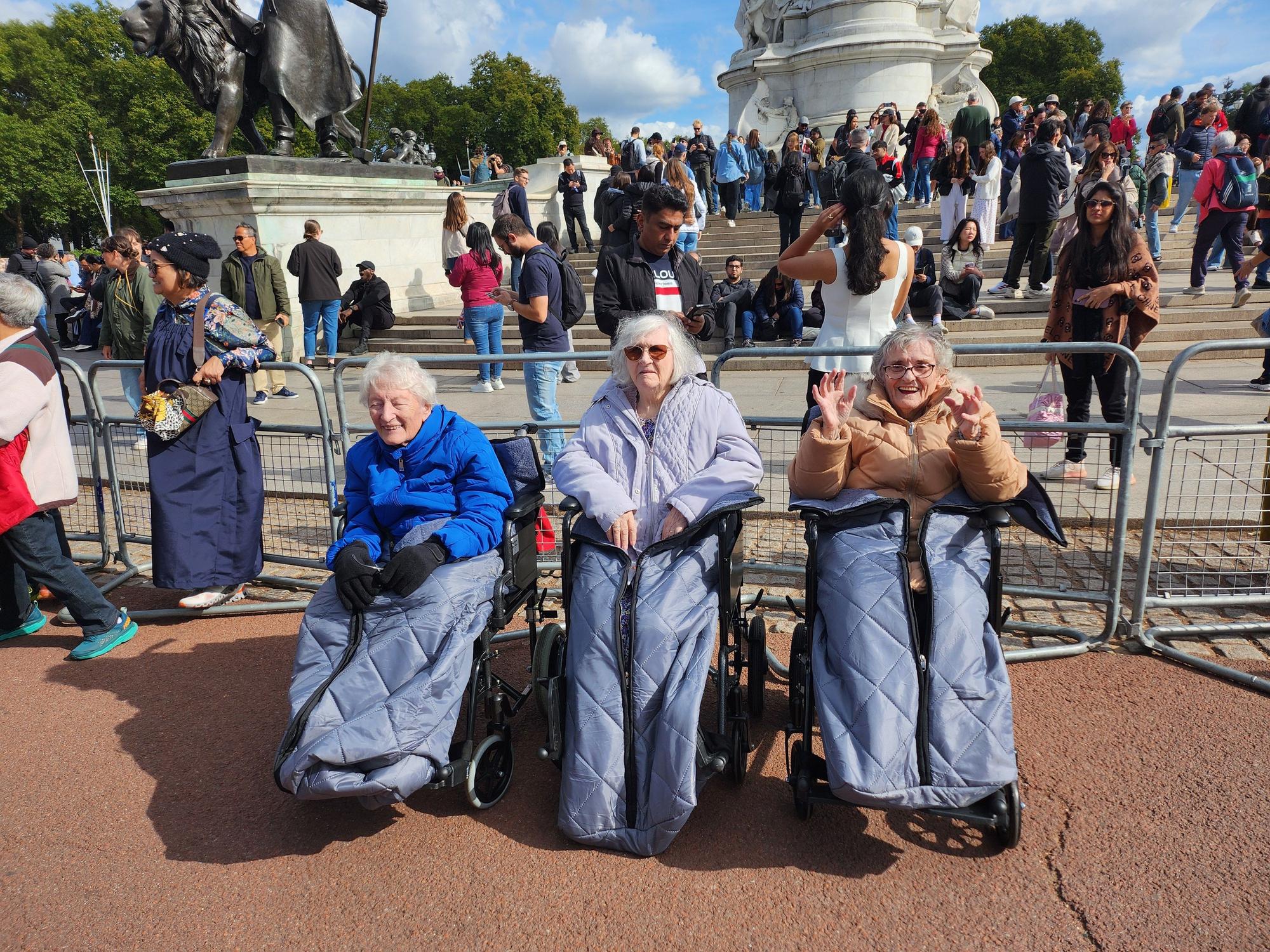 Victoria Manor Care Home makes residents’ wishes come true with trip to ...