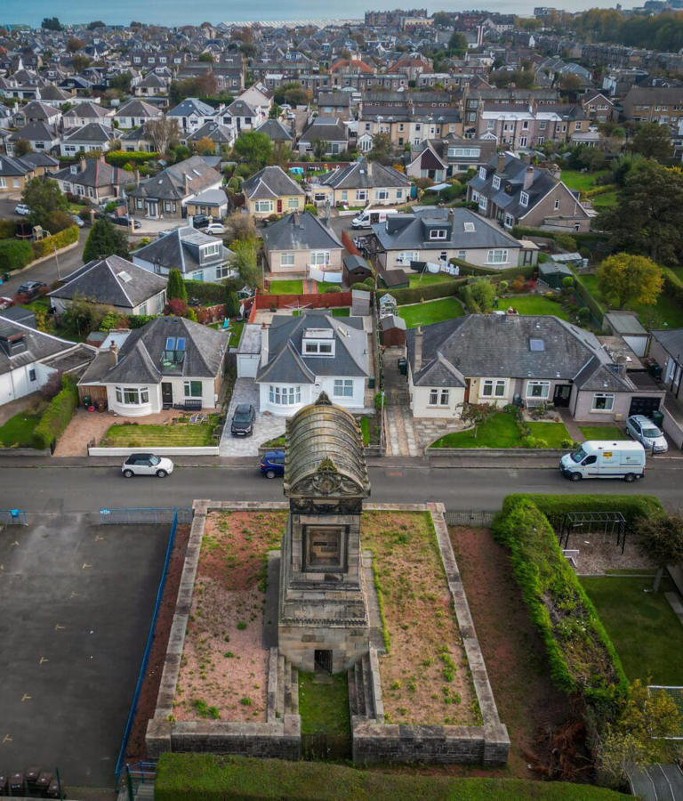 Inside the Edinburgh street made up of bungalows – and a 177-year-old ...