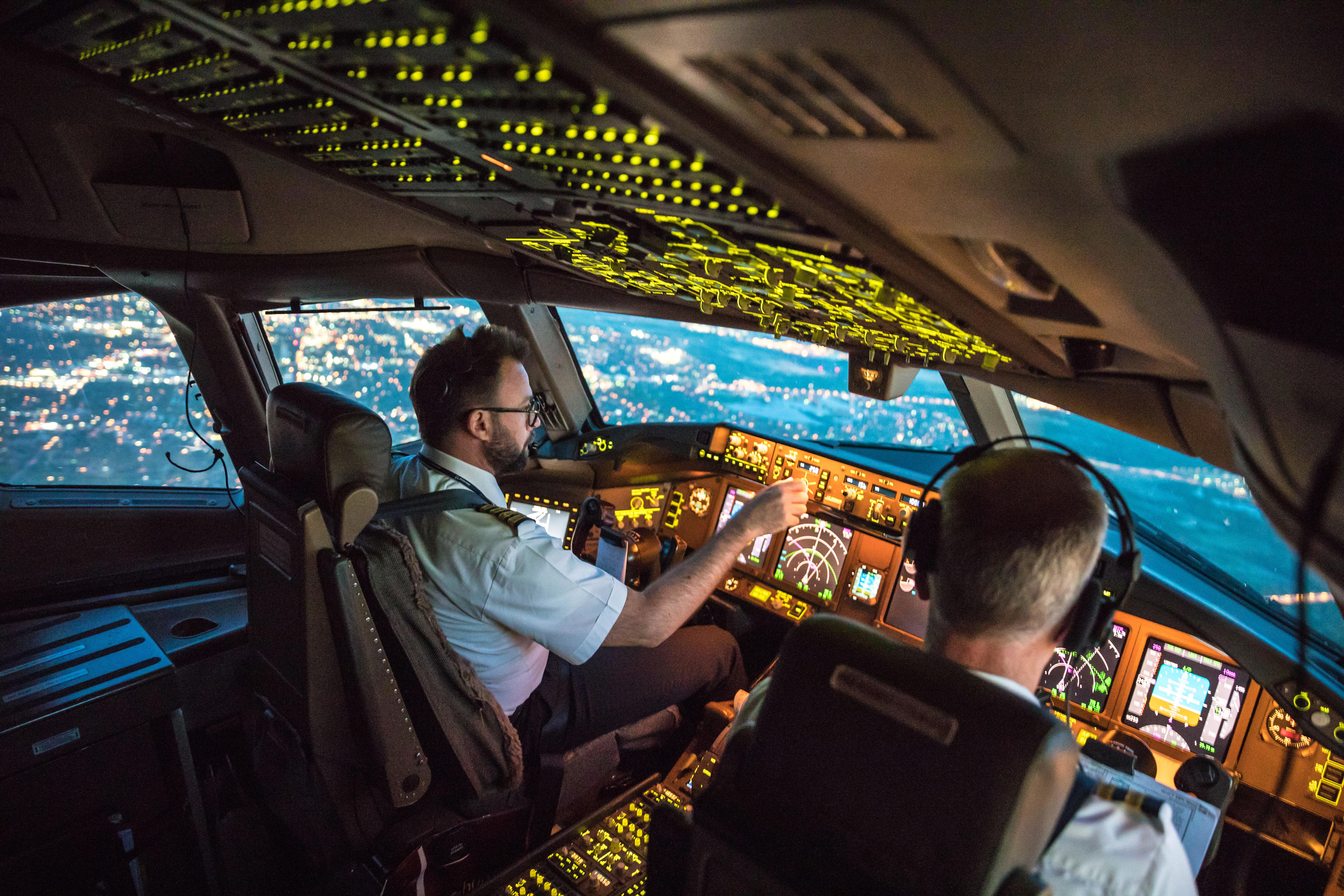 Boeing 737 MAX Pilot Injured After Debris Hits Windshield At 36,000 Feet