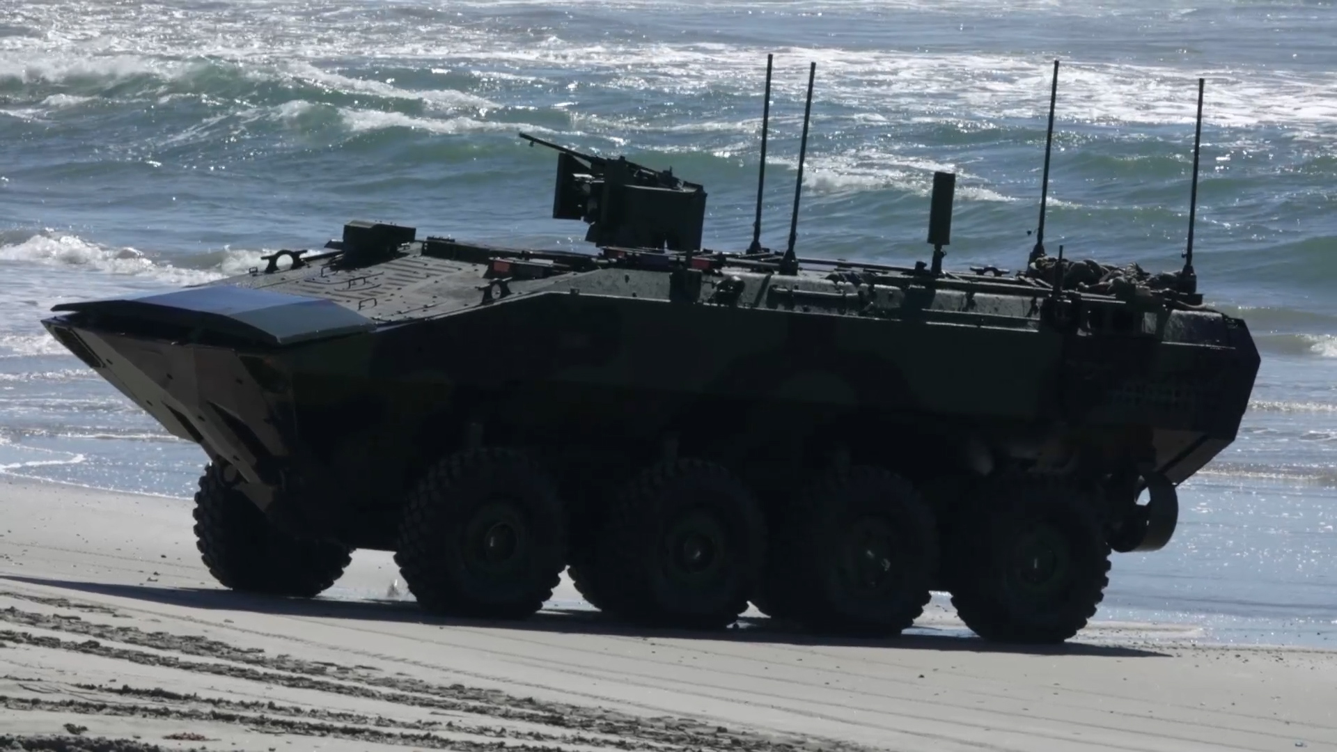 US Navy and Marines Prepare for Amphibious Capabilities