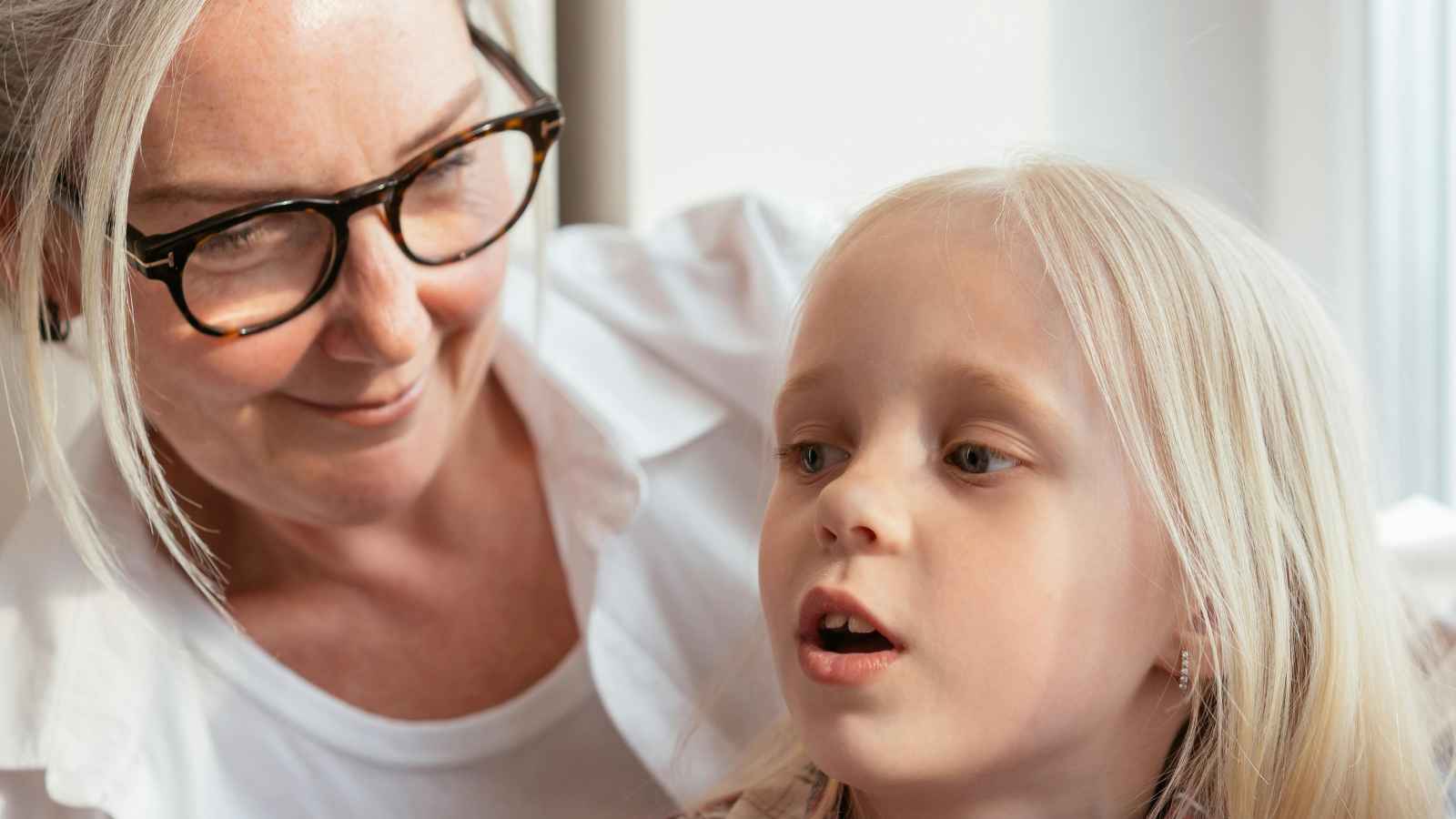 15 Parents’ Behaviors That May Unknowingly Harm Their Kids