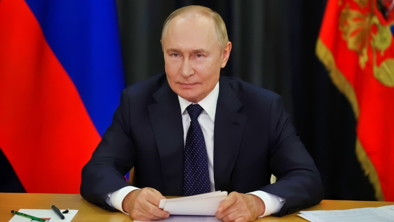 $200,000,000,000: Vladimir Putin May Be One Of The Richest Men On Earth ...