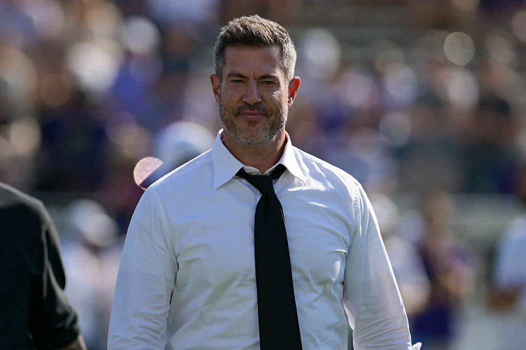 HGTV enlists 12 ‘Bachelor’ alumni for major mansion renovation show